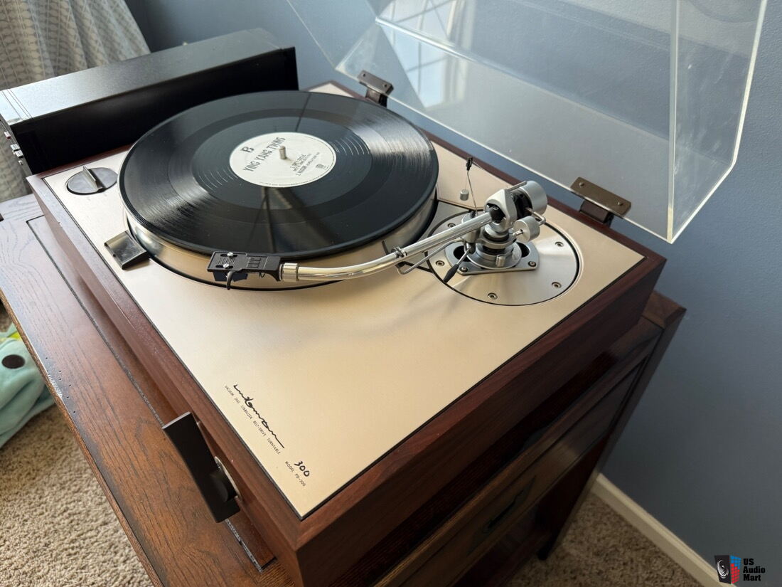 Luxman PD-300 Turntable Photo #5619870 - US Audio Mart