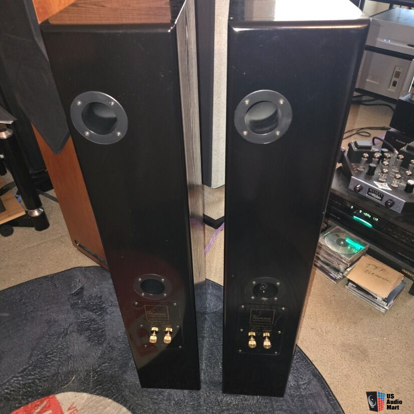 Vienna Acoustics 5.0 system Photo #5621777 - US Audio Mart