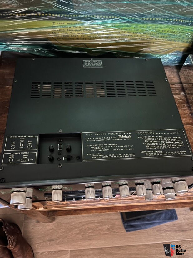 McIntosh C32 Stereo Preamplifier Monitor Amplifier Preamp Very Cean ...