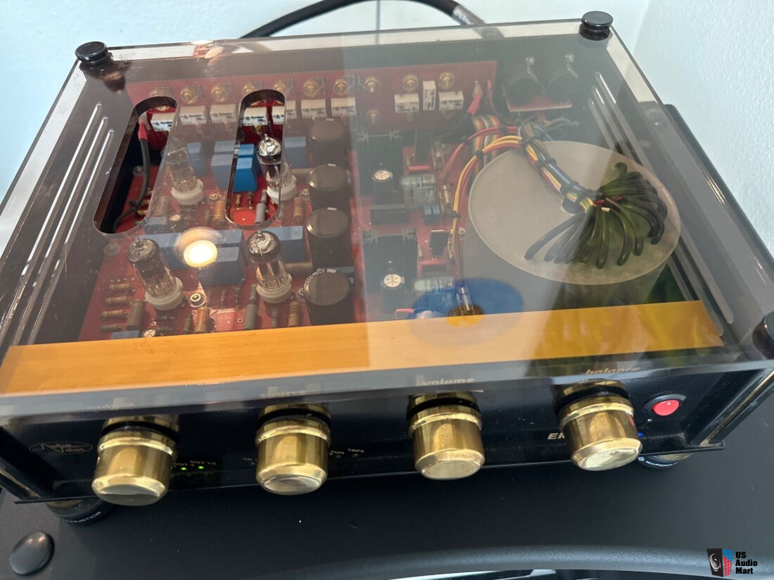 GERMAN MADE AudioValve EKLIPSE TUBE Preamplifier Photo #5626630 - UK ...