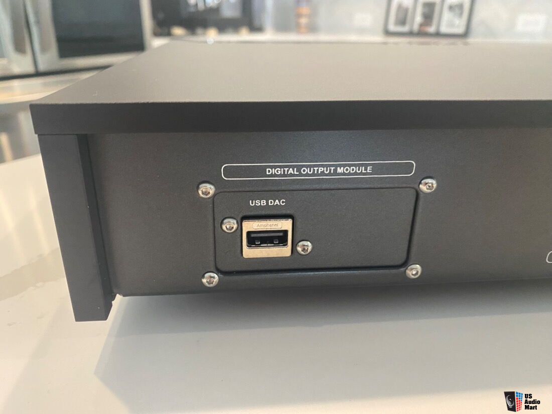 Innuos Pulsar with Phoenix USB lite reclocker upgrade Photo #5628491 ...