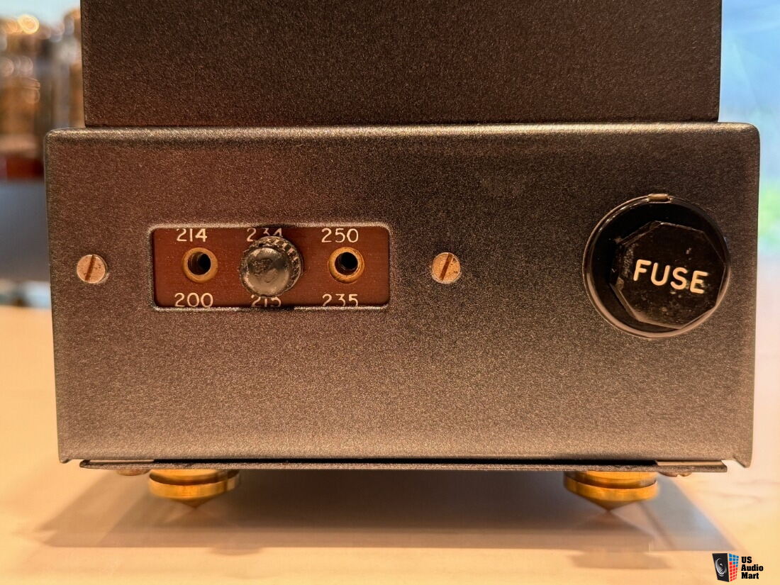 1) Pair Quad II amplifiers, refurbished and modernized 240V Photo ...