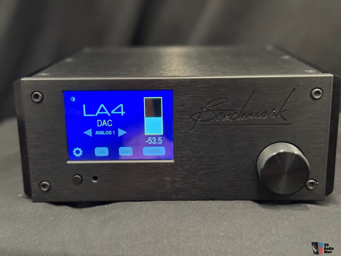 Benchmark LA4 Preamplifier in Black Dealer Ad - UK Audio Mart