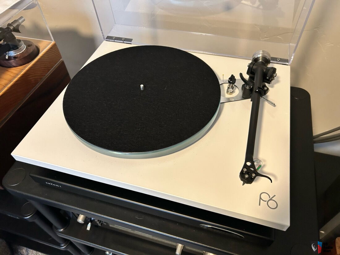 Rega Planar 6 (P6) in White w/Ania Pro - Cardas wire - DEMO Photo ...