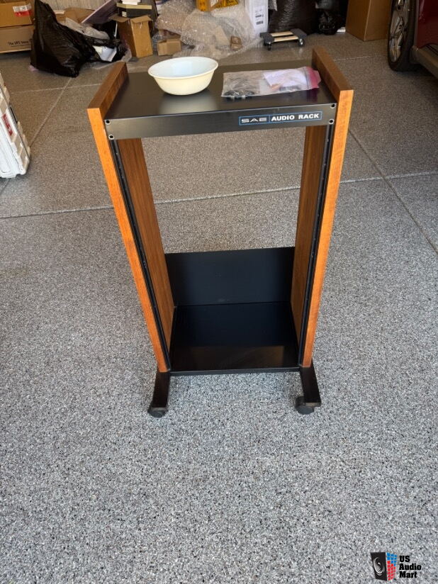 SAE Walnut Audio Rack For Sale - Canuck Audio Mart
