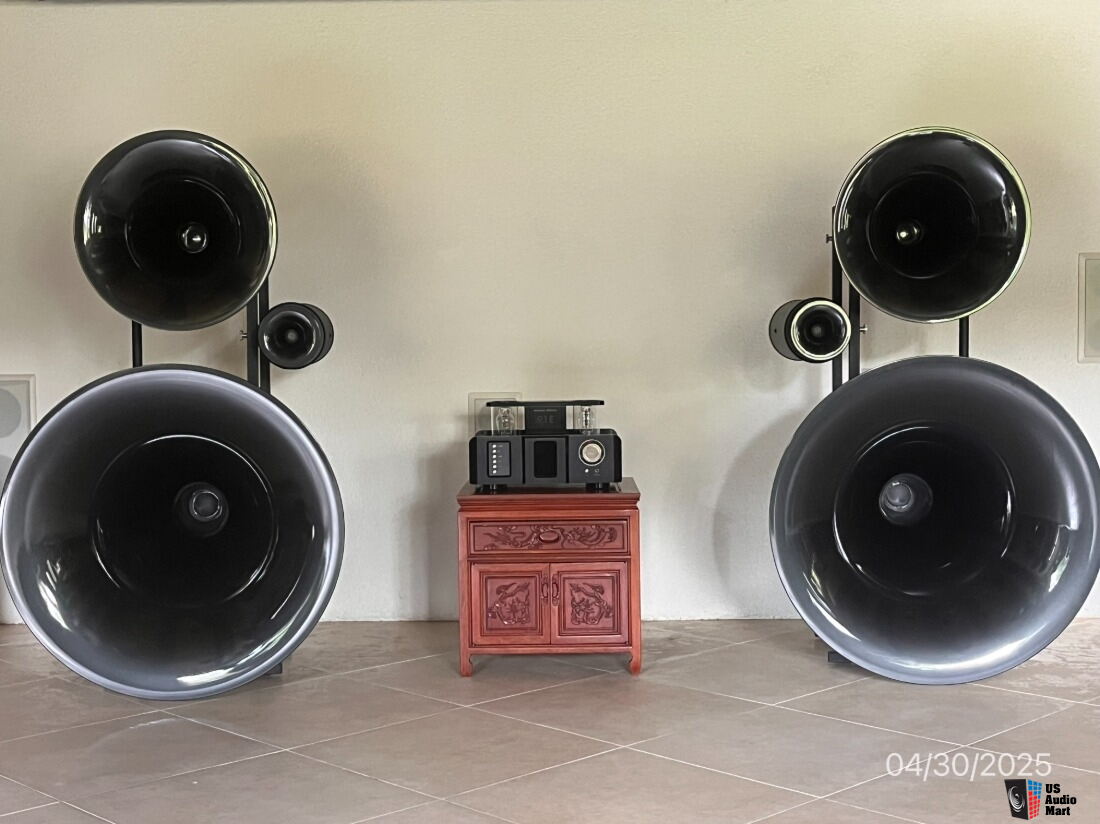 Avantgarde Acoustic Trios Omega version Photo #5643415 - US Audio Mart