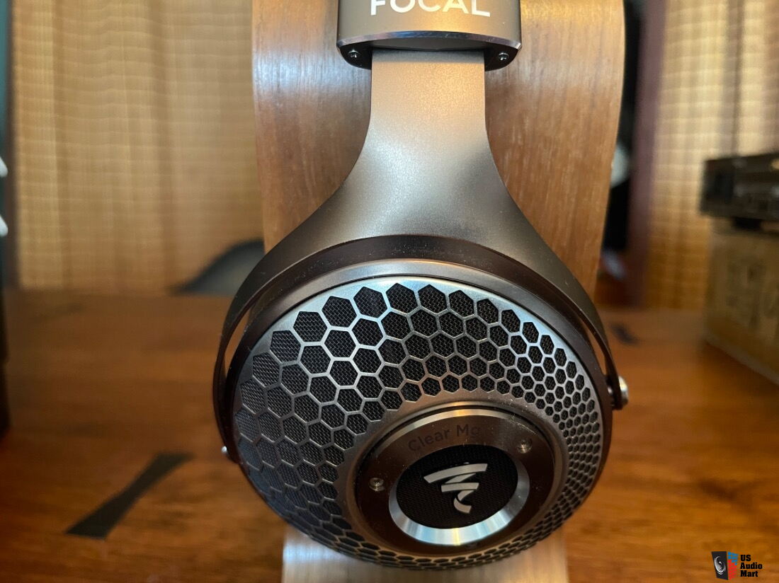 Focal Clear MG + Dekoni Perforated Lambskin Pads Photo #5645887 - US ...