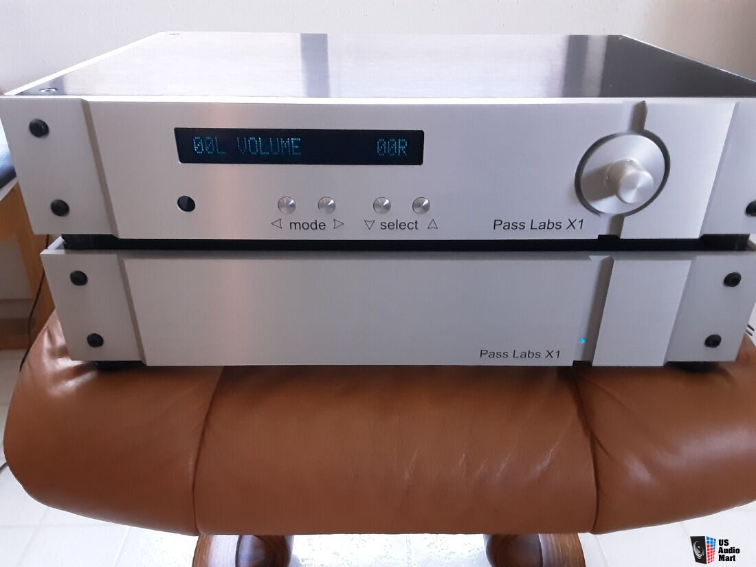 PASS LABS X1 balanced preamp-- MINT (read ad) Photo #5647862 - US Audio ...