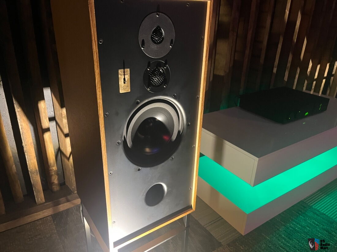 Graham LS8/1 speakers with stands new in box Photo #5653259 - US Audio Mart