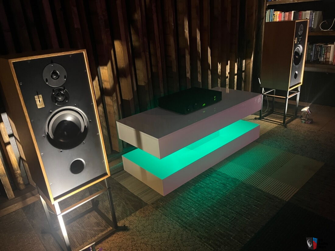 Graham LS8/1 speakers with stands new in box Photo #5653259 - US Audio Mart