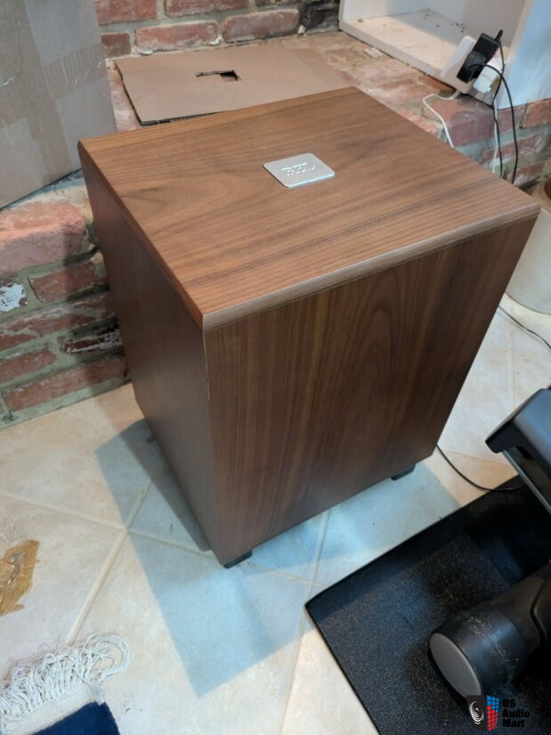 REL Classic 99 Subwoofer Photo #5653331 - US Audio Mart