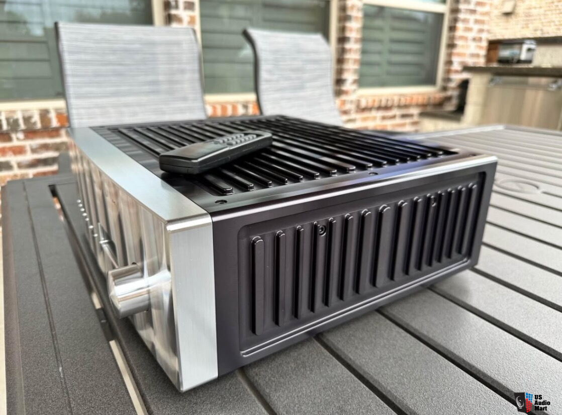 Jeff Rowland Continuum S2 Integrated Amp, Low hours Photo #5655236 - US ...