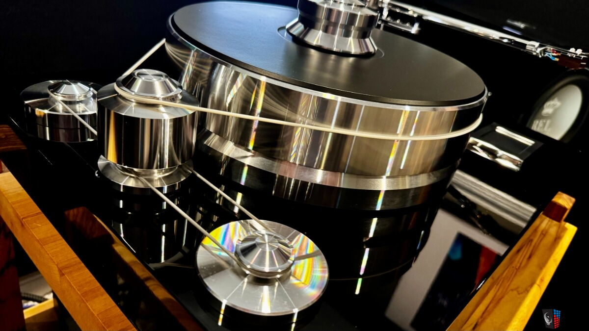 Pro-Ject Signature 12 Turntable. Black. Sumiko Palo Santos Cartridge ...