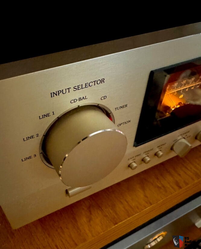 Accuphase E-260 Integrated Stereo Amplifier 100V with Step Down Photo ...