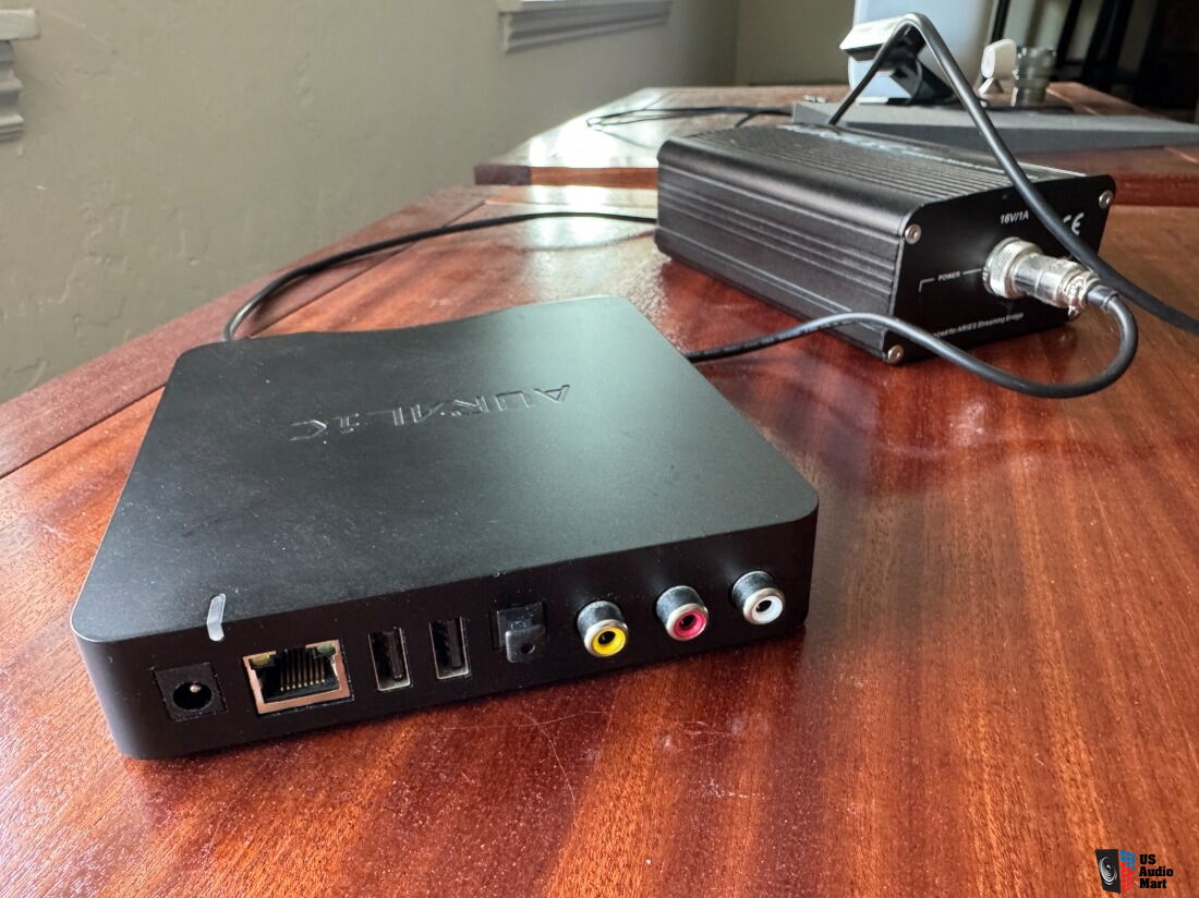 Auralic Aries Mini streamer + Linear Power Supply Photo #5663190 - US ...