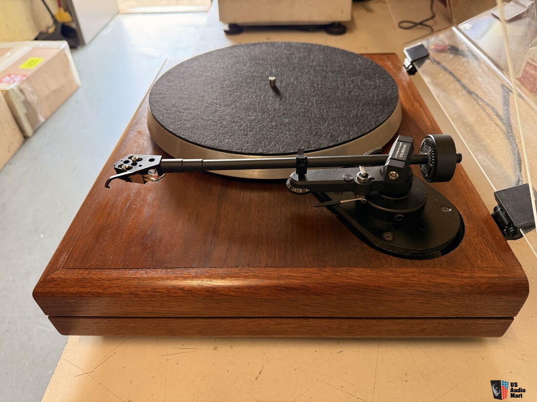 Acoustic Research The AR Turntable With Linn Basik Plus Tonearm Photo ...