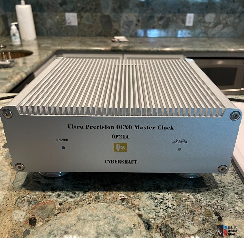 Cybershaft OP21A-D/OP18A-D Ultra Precision OCXO 10MHz Master Clock (4 ...