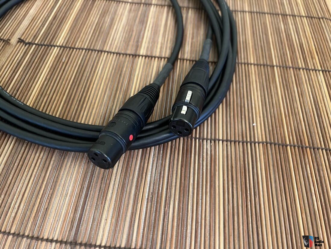 Pair of 6' Mogami Gold 2534 Star Quad XLR cables with Neutrik ...