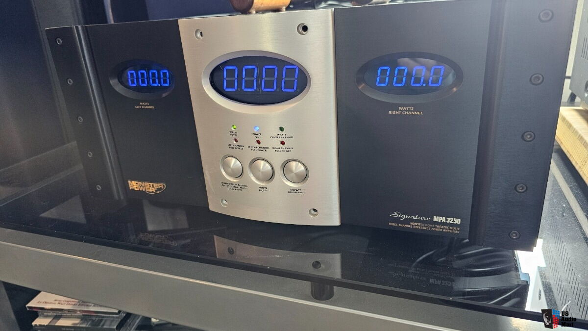 Monster Power Signature MPA3250 250 x 3 channel power amp Photo ...