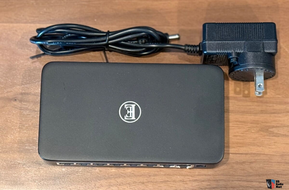 English Electric (a Chord Company) 8 Switch Audio Grade Ethernet Switch ...
