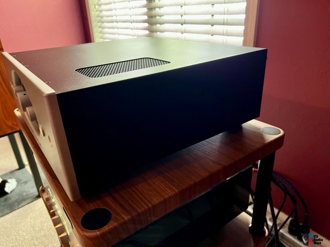 Rogue Audio Pharaoh II Dark Photo #5673066 - US Audio Mart