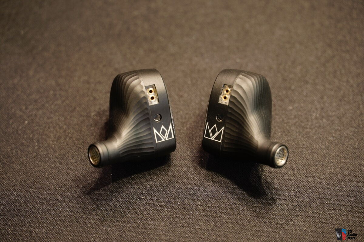 Noble Audio Viking Ragnar In-Ear Monitor with Magnus 4 Cable Photo ...