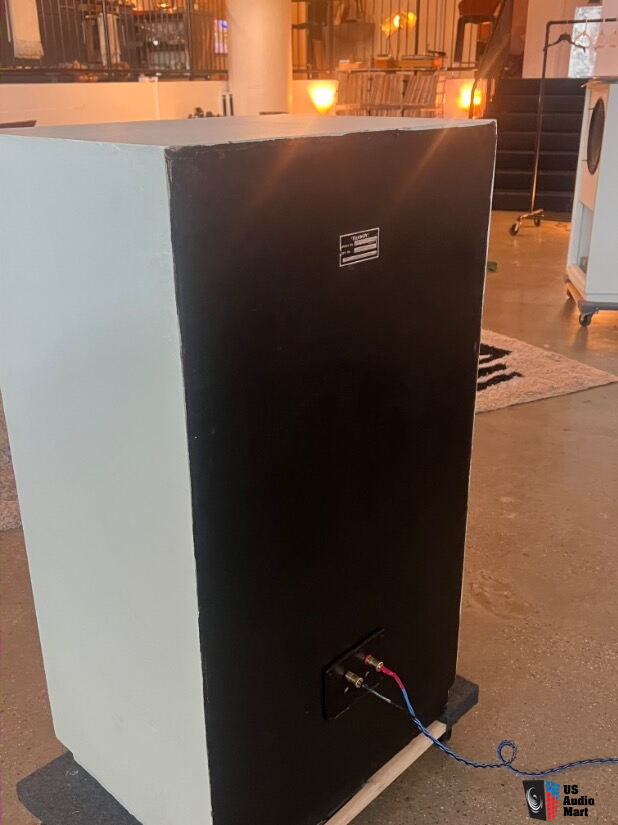 Original Tannoy 15 GRF Cabinets Rectangular / Restored / Very Very Rare ...