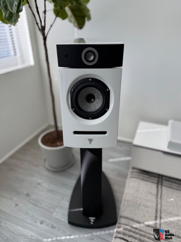 Focal Diablo Utopia Evo Colour in Carrera White Photo #5701142 - US ...