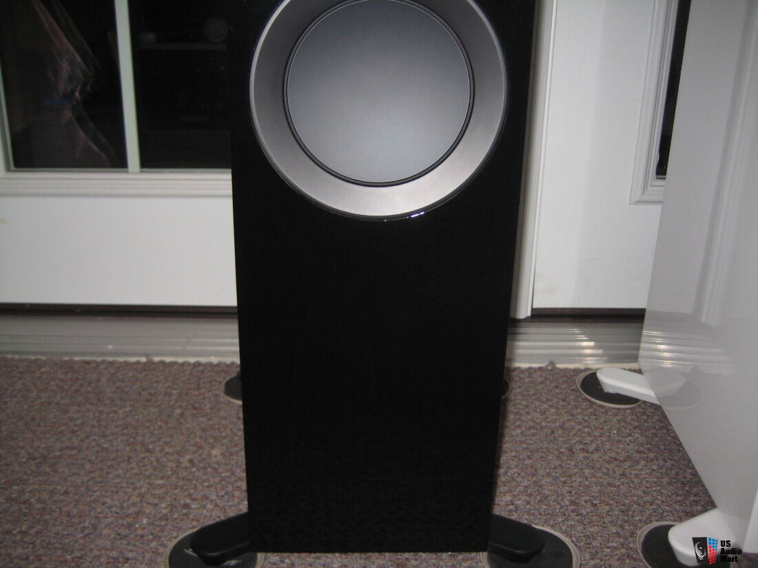 KEF R11 Meta Black and White Gloss pair Photo #5675024 - US Audio Mart