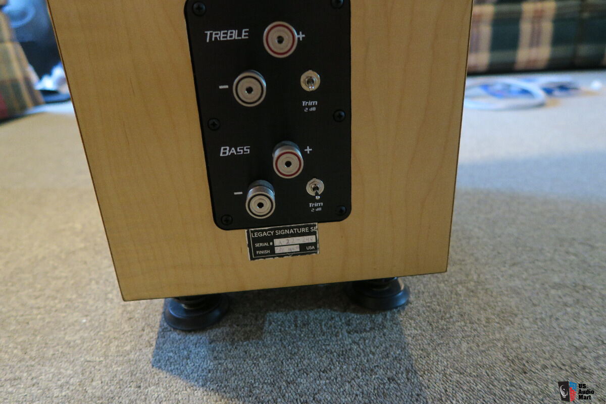 Legacy Signature SE - Curly Maple Photo #5676769 - Aussie Audio Mart