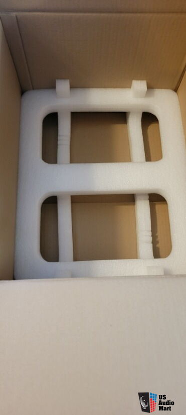 Rega Kyte bookshelf speakers Photo #5678201 - US Audio Mart