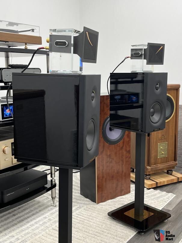 Enigmacoustics Mythology M1 w/ Supertweeter & Stands Photo #5690803 ...