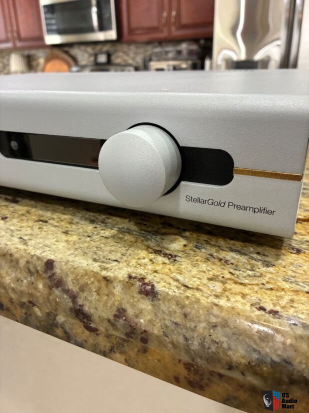 PS Audio Stellar Gold preamp Photo #5691839 - US Audio Mart