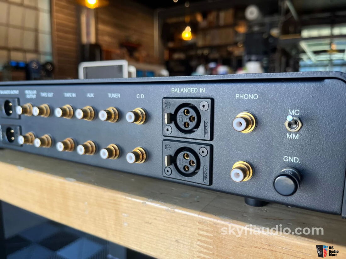 Classe DR-4 Preamplifier, Both Power & Signal Caps are replaced Photo ...