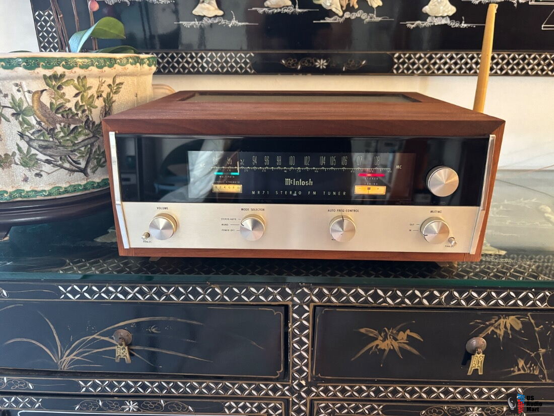 McIntosh MR-71 ( Tube Super Tuner!) For Sale - Canuck Audio Mart