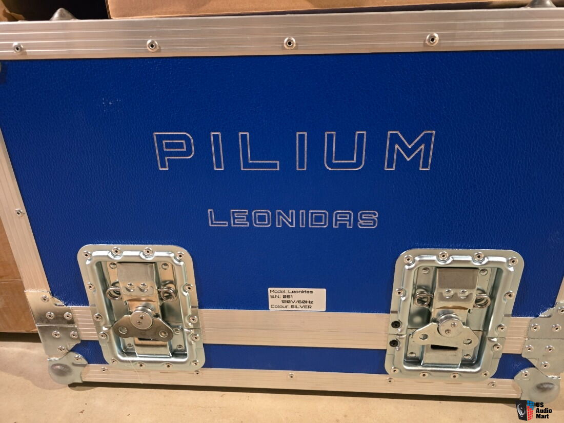 Pilium Leonides Integrated Amp | Silver | ~3yo Photo #5695630 - US ...
