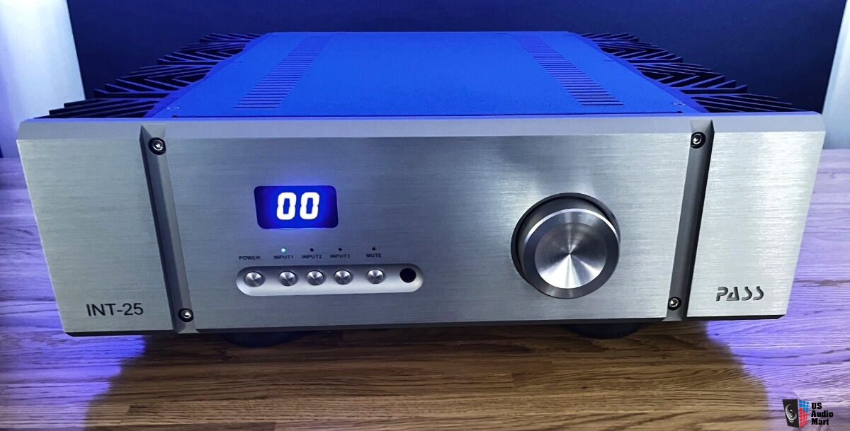 Pass Labs INT-25 Integrated Amplifier Photo #5697267 - US Audio Mart