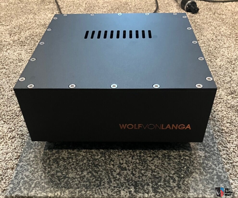 Wolf Von Langa Ultima field coil speakers in gloss black- Excellent ...