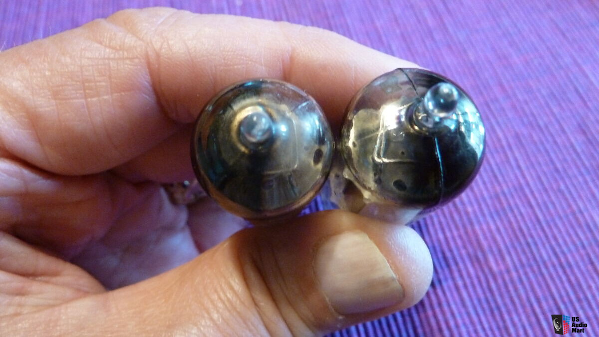 Mullard 12AU7/ECC82 pair. 1957 MATCHING DATE CODES. Long Plate Square ...