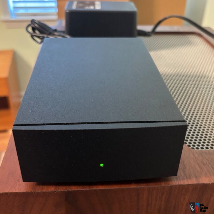 Naim Stageline N with Naim I-Supply and Chord Cobra Vee DIN-RCA cable ...