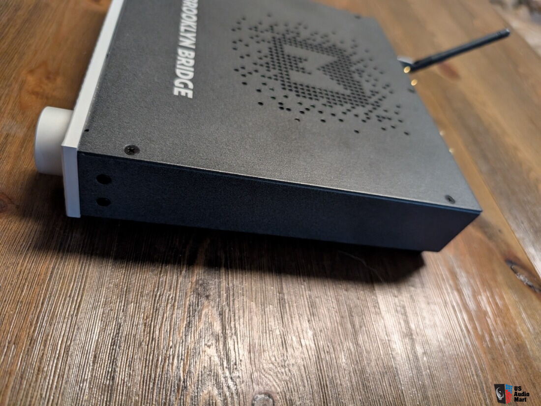 Mytek Brooklyn Bridge DAC/ Streamer / Preamp w Phono Photo #5725291 ...