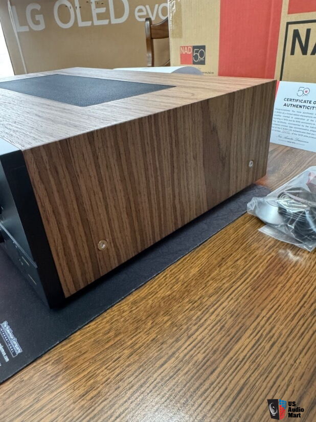 NAD C3050 LE Photo #5734966 - US Audio Mart