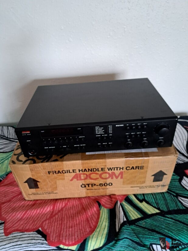 Adcom GTP-600 Preamplifier Tuner with remote. Excellent condition Photo ...