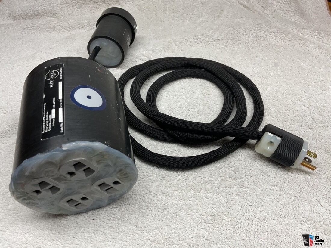 Blue circle Audio PLC Thingee Fx2 power filter Photo #5740881 - US ...