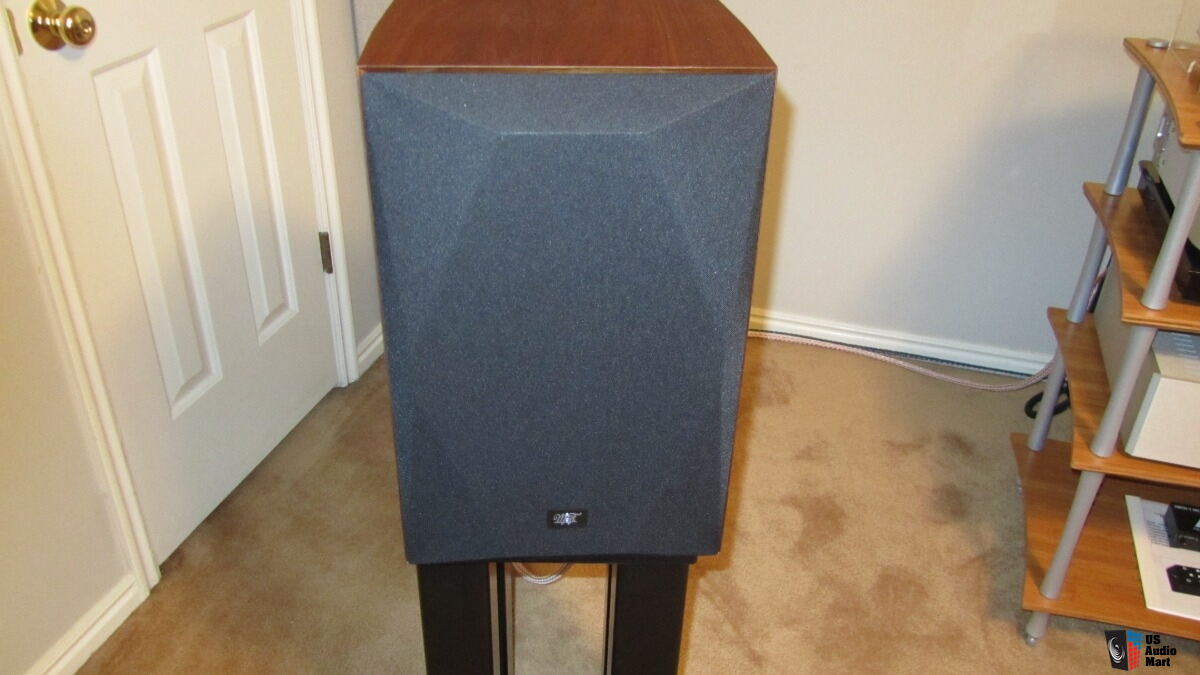 MoFi SourcePoint 8 Mint Photo #5742396 - US Audio Mart