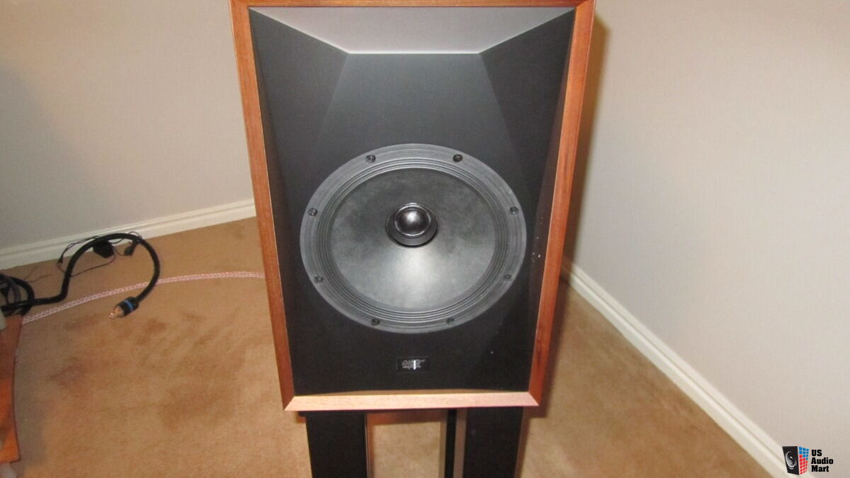 MoFi SourcePoint 8 Mint Photo #5742398 - US Audio Mart