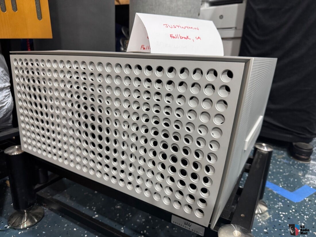 Constellation Audio Centaur II Mono blocks Photo #5743223 - US Audio Mart