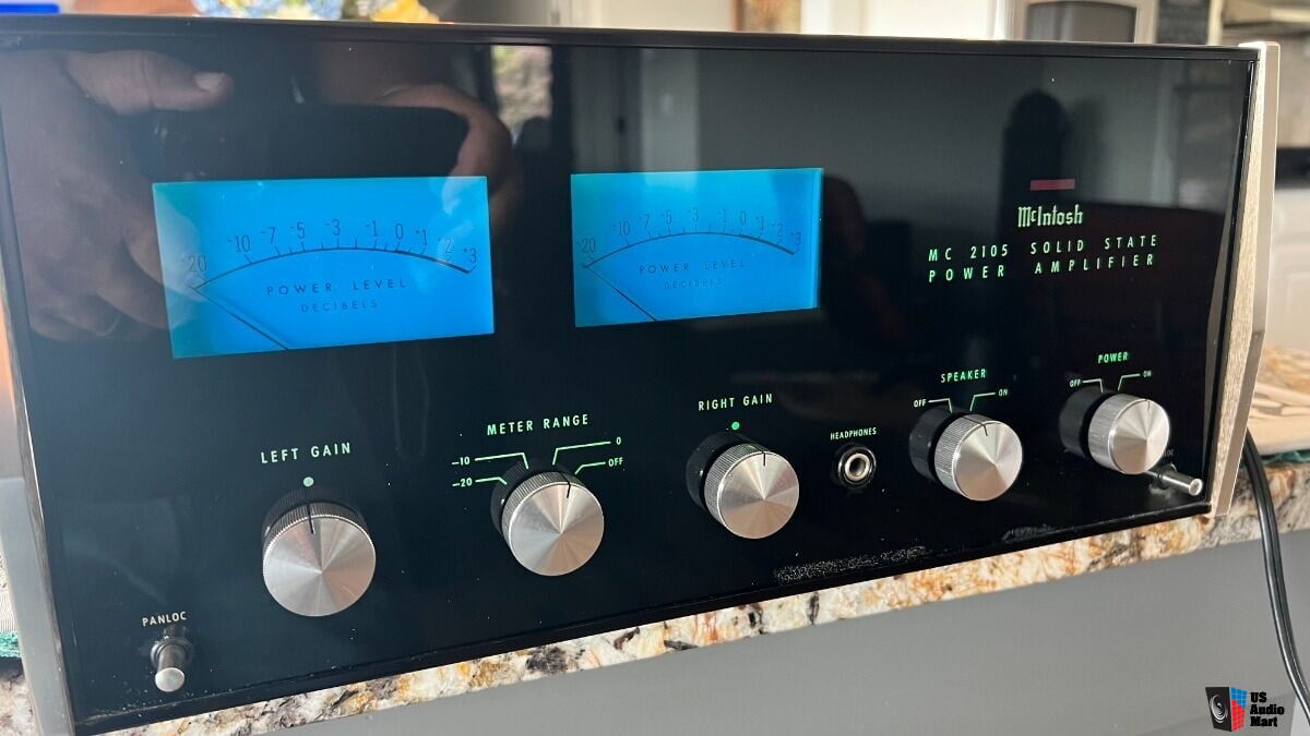 McIntosh MC2105 Amp + C28 Preamp Photo #5745752 - US Audio Mart