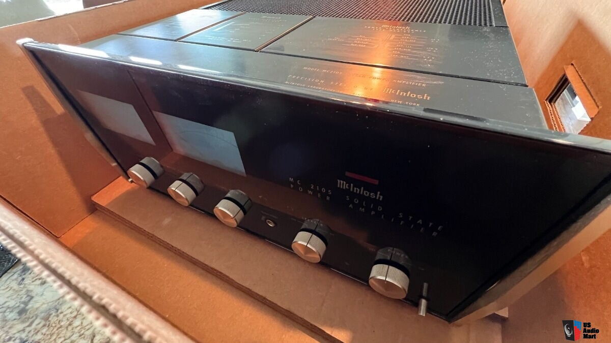 McIntosh MC2105 Amp + C28 Preamp Photo #5745752 - US Audio Mart
