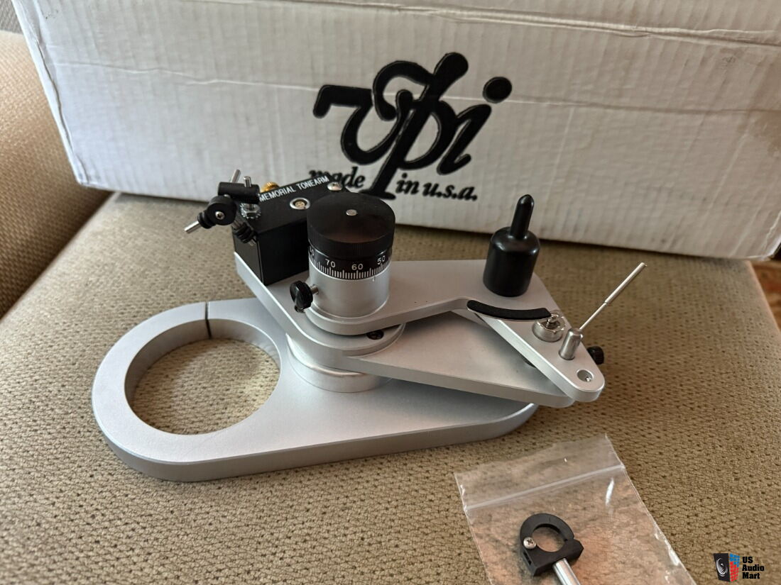 VPI 12" VTA Base Tower + Avenger/HR-X Armboard Photo #5746337 - US ...
